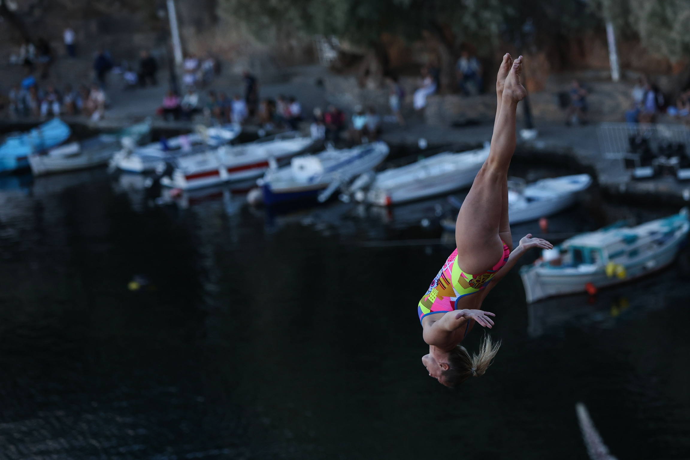 Εντυπωσιακό θέαμα στο 5ο «Agios Nikolaos Cliff Diving 2022» | Cretalive ειδήσεις